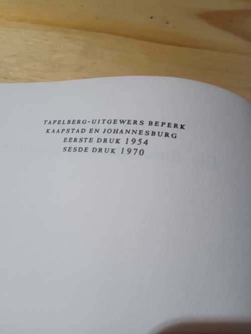 Die Rooikatte word speurders - Tonie Roux (1970) - NorthbyNorth