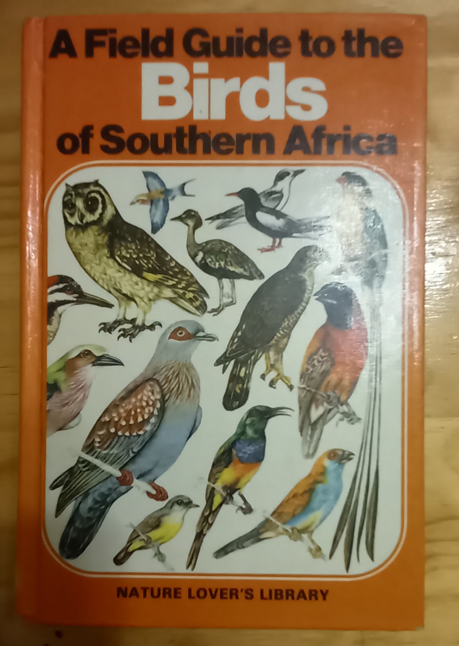 A field guide to the birds of Southern Africa - O P M Prozesky (1980 ...